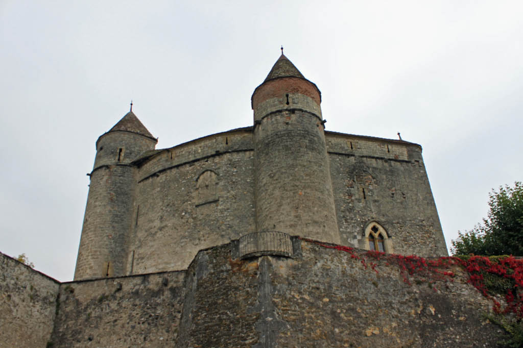 Visit Château de Grandson Castle on Lake Neuchatel - Lake Geneva ...