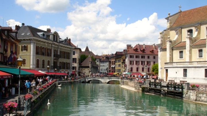 Transportation to Annecy in Haute Savoie, France - Lake Geneva Switzerland